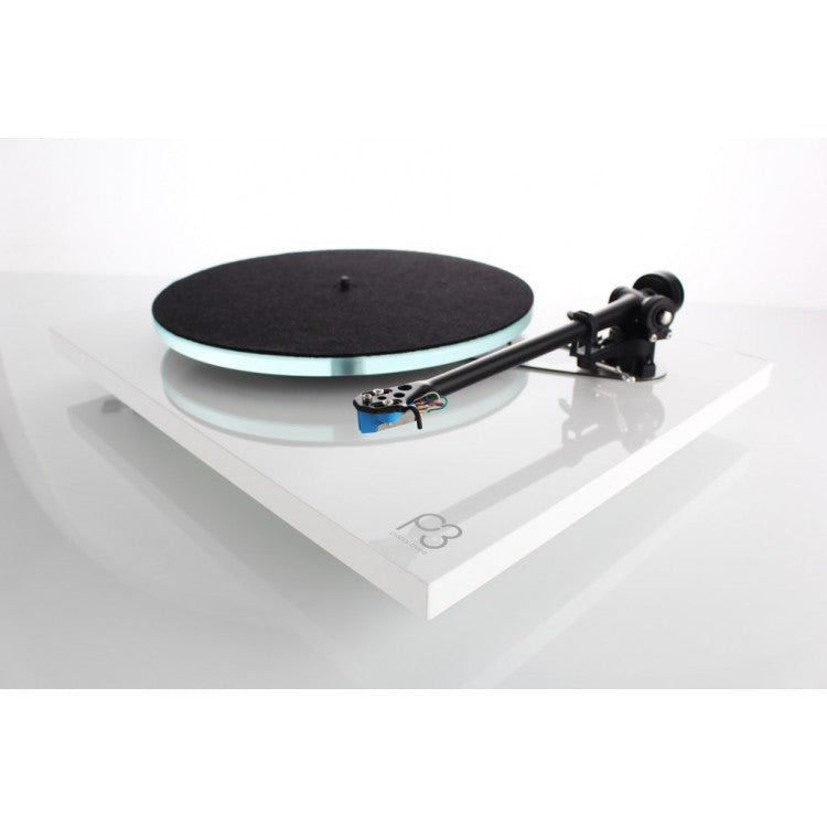 Rega Turntables and Integrated Amplifiers - Art and Sound Canada